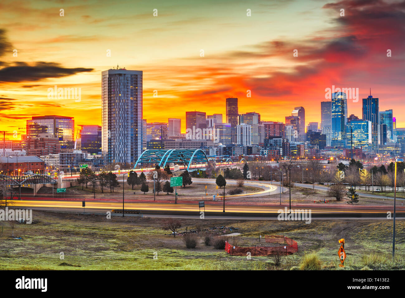 Denver, Colorado, USA downtown city skyline at dawn Stock Photo - Alamy