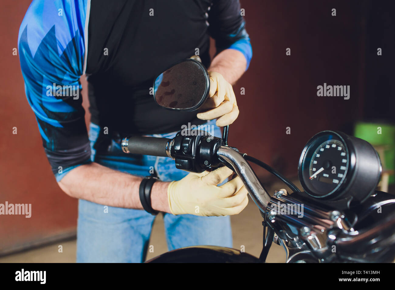 Rearview mirror adjustment hi-res stock photography and images - Alamy