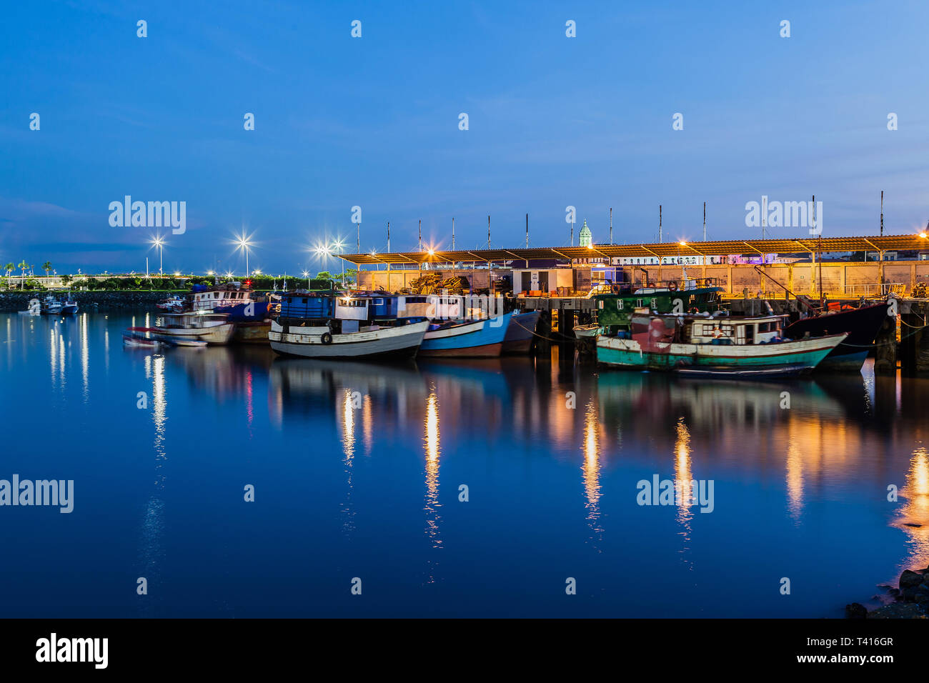 Panama fish market view hi-res stock photography and images - Alamy