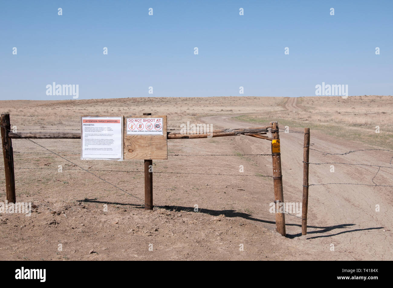 Entry point to the Pawnee grasslands in north central Colorado with ...
