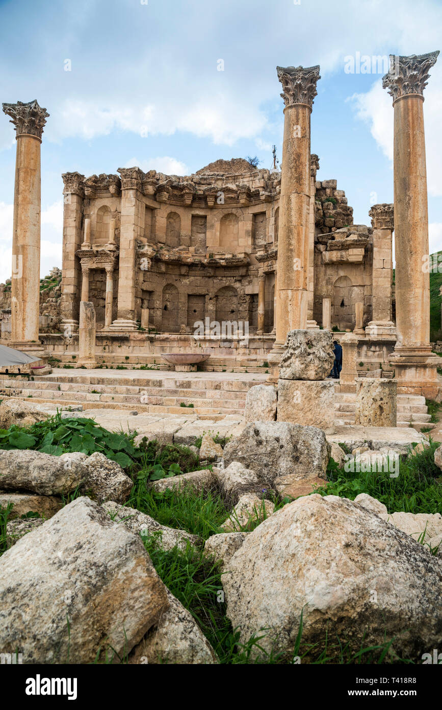 Nymphaeum temple, Jerash, Jordan Stock Photo - Alamy