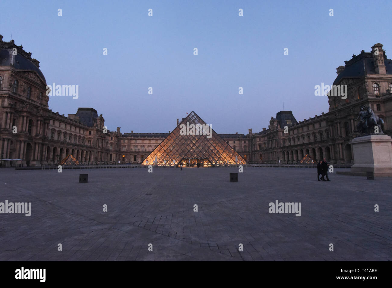 Louvre louvres hi-res stock photography and images - Alamy