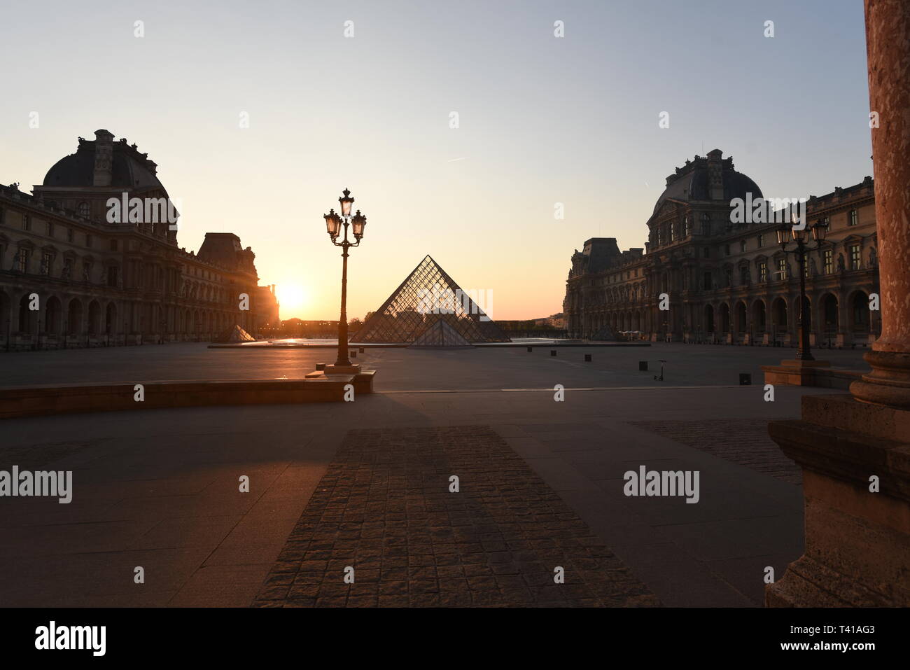 Louvre at sunset hi-res stock photography and images - Alamy