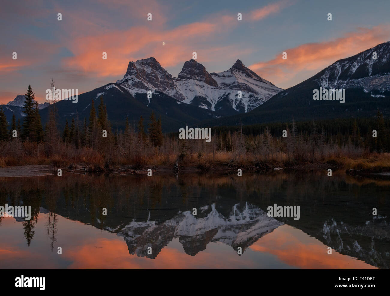 The Three Sisters are a trio of peaks near Canmore, Alberta, Canada ...