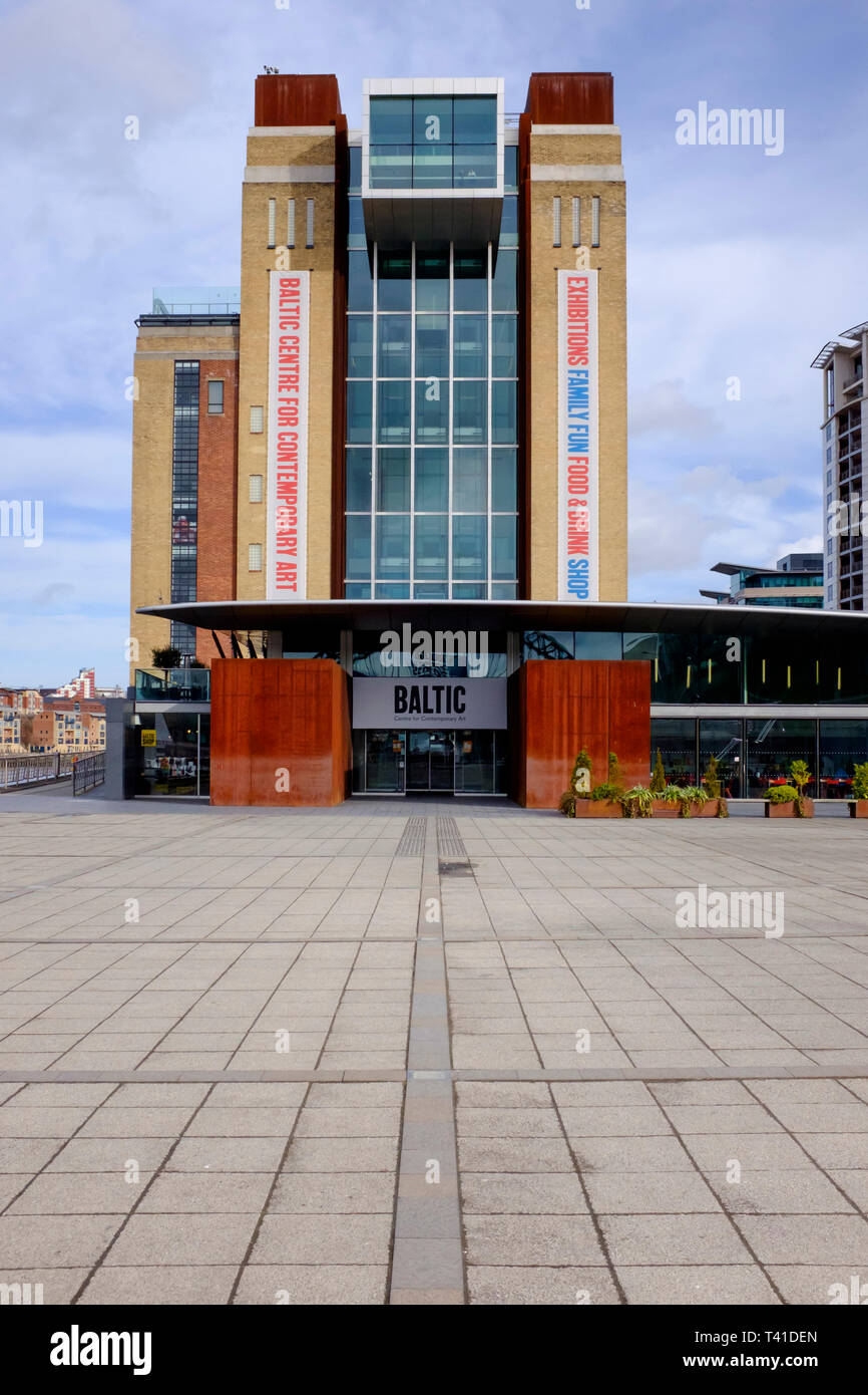 England, Tyne and Wear, Gateshead. The Baltic Gallery in Gateshead ...