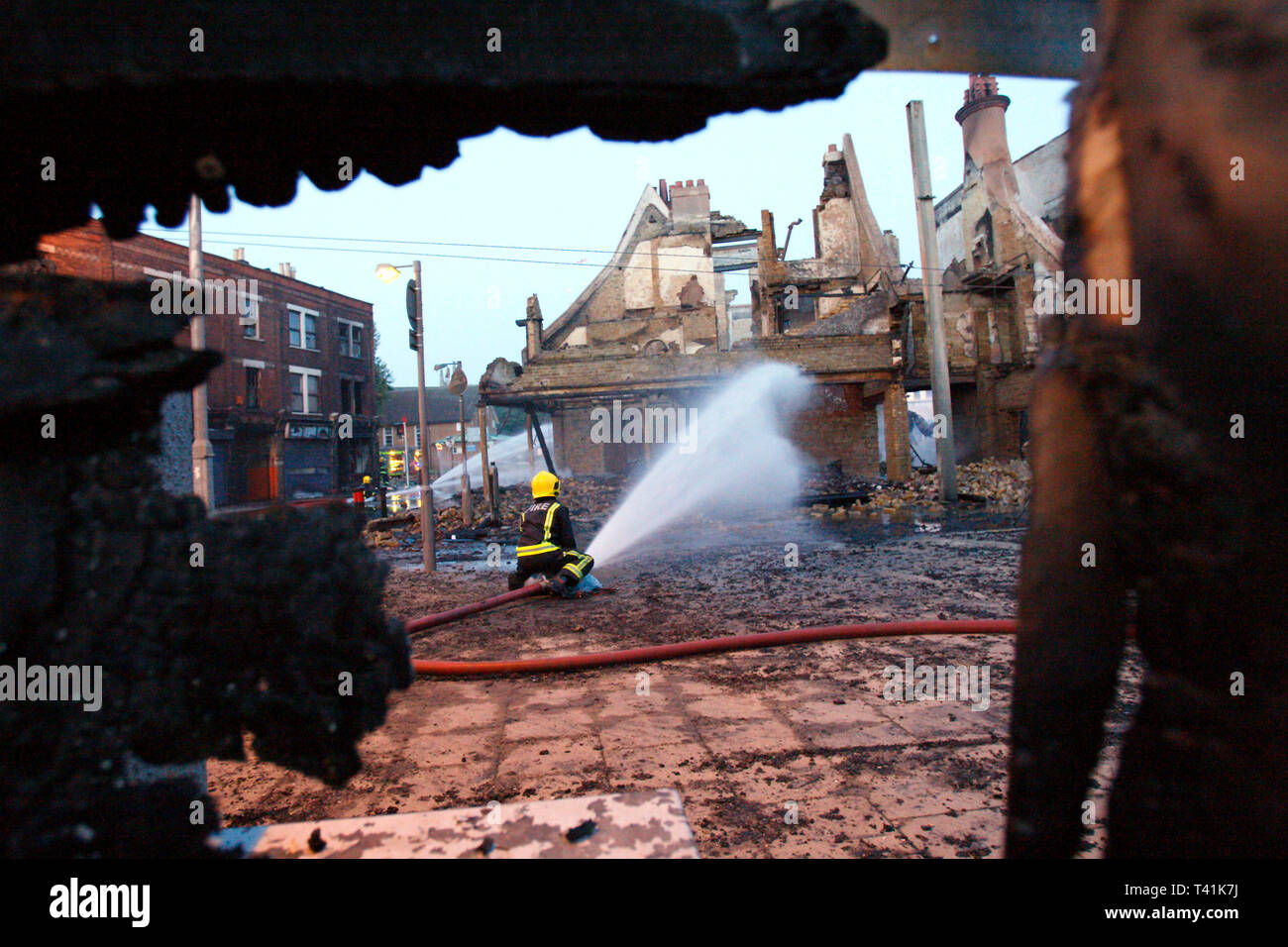 Riot rioting fire blaze firefighter hi-res stock photography and images ...