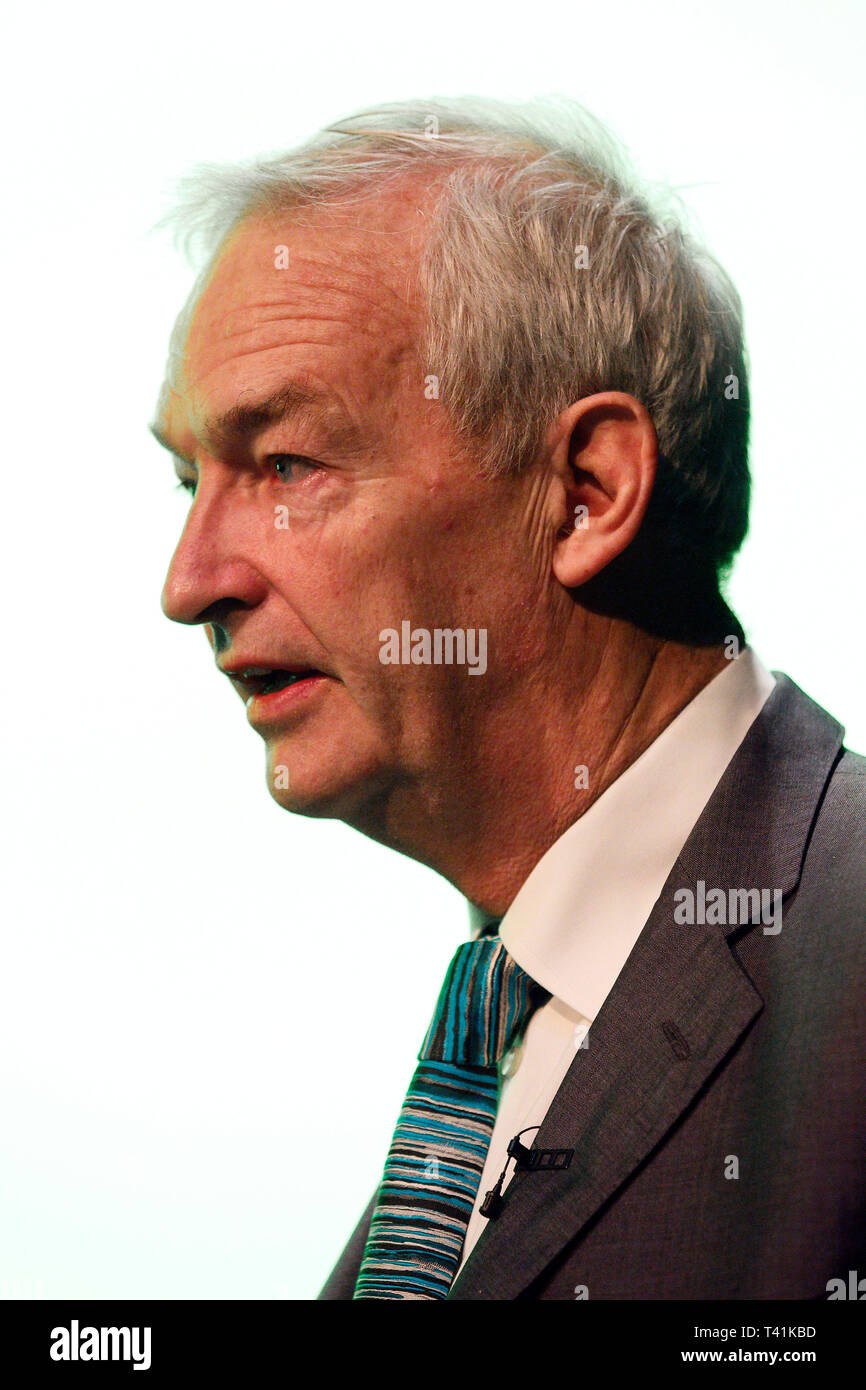 C4 tv presenter hi-res stock photography and images - Alamy