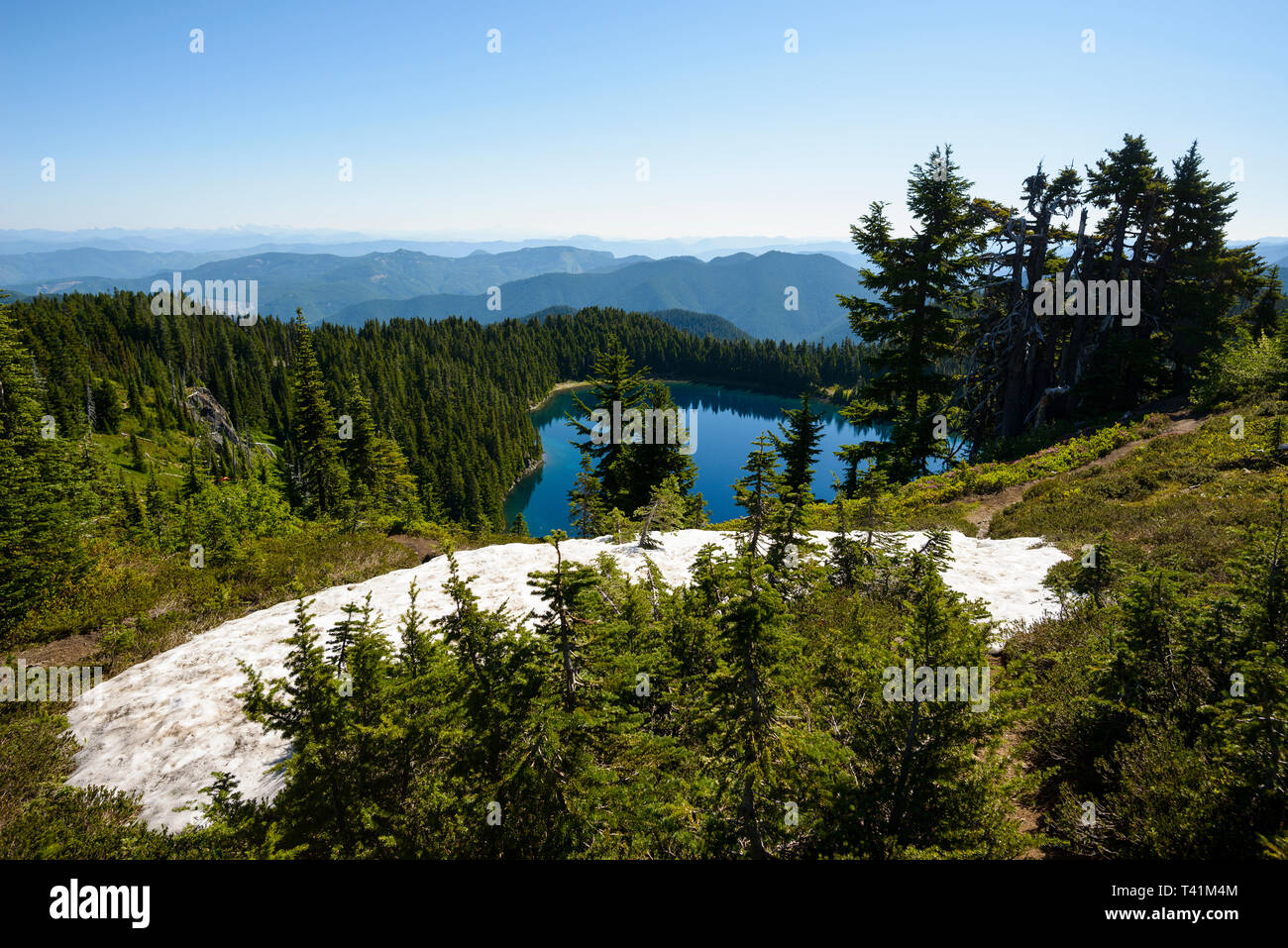 Cascades mountains hi-res stock photography and images - Alamy