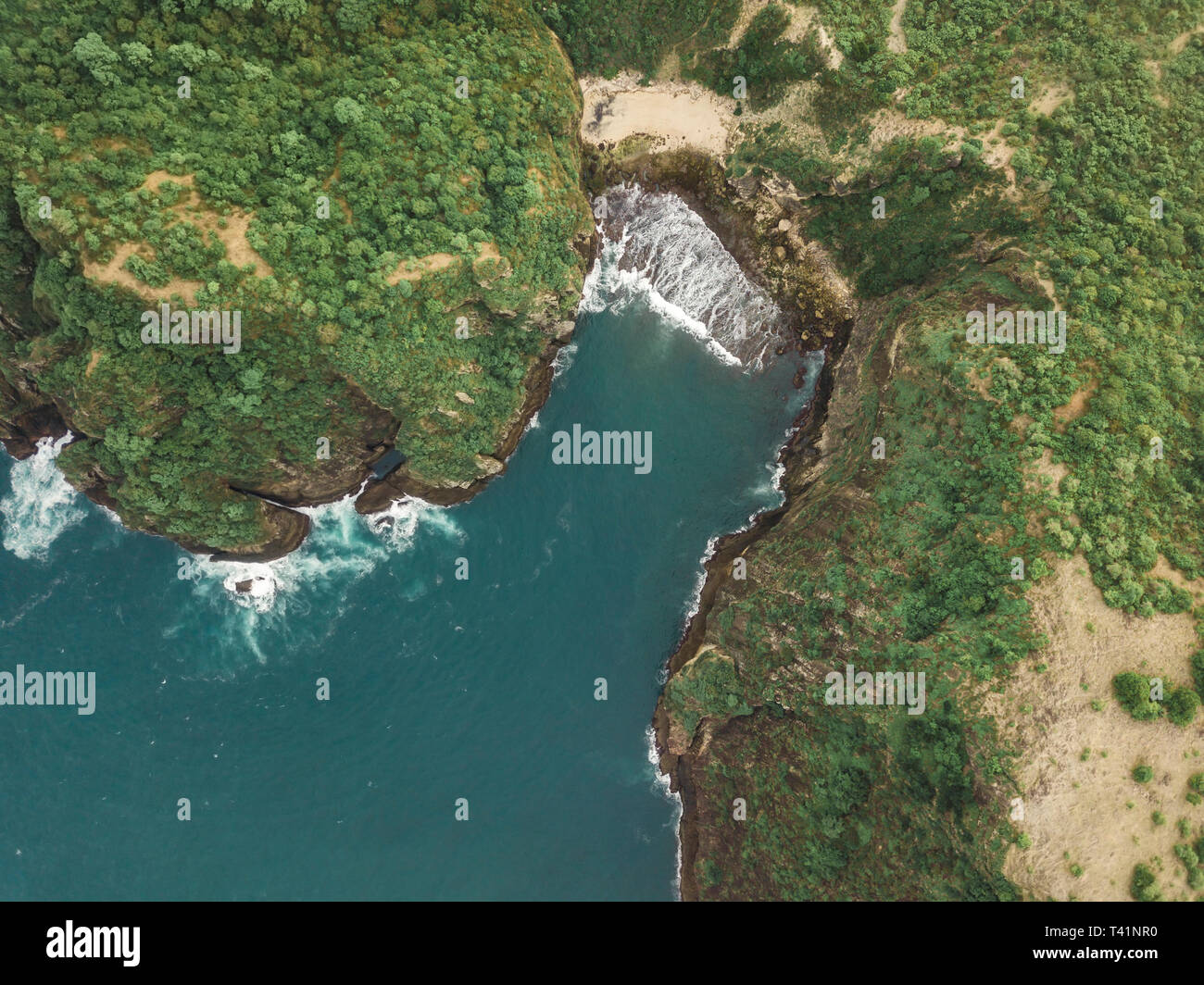 Aerial view shore hi-res stock photography and images - Alamy