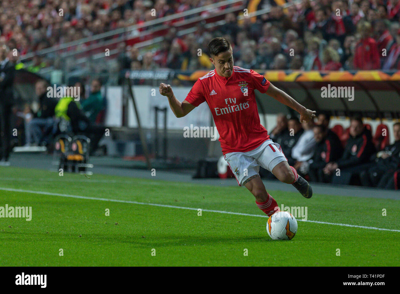 Sl benfica forward franco cervi hi-res stock photography and images - Alamy