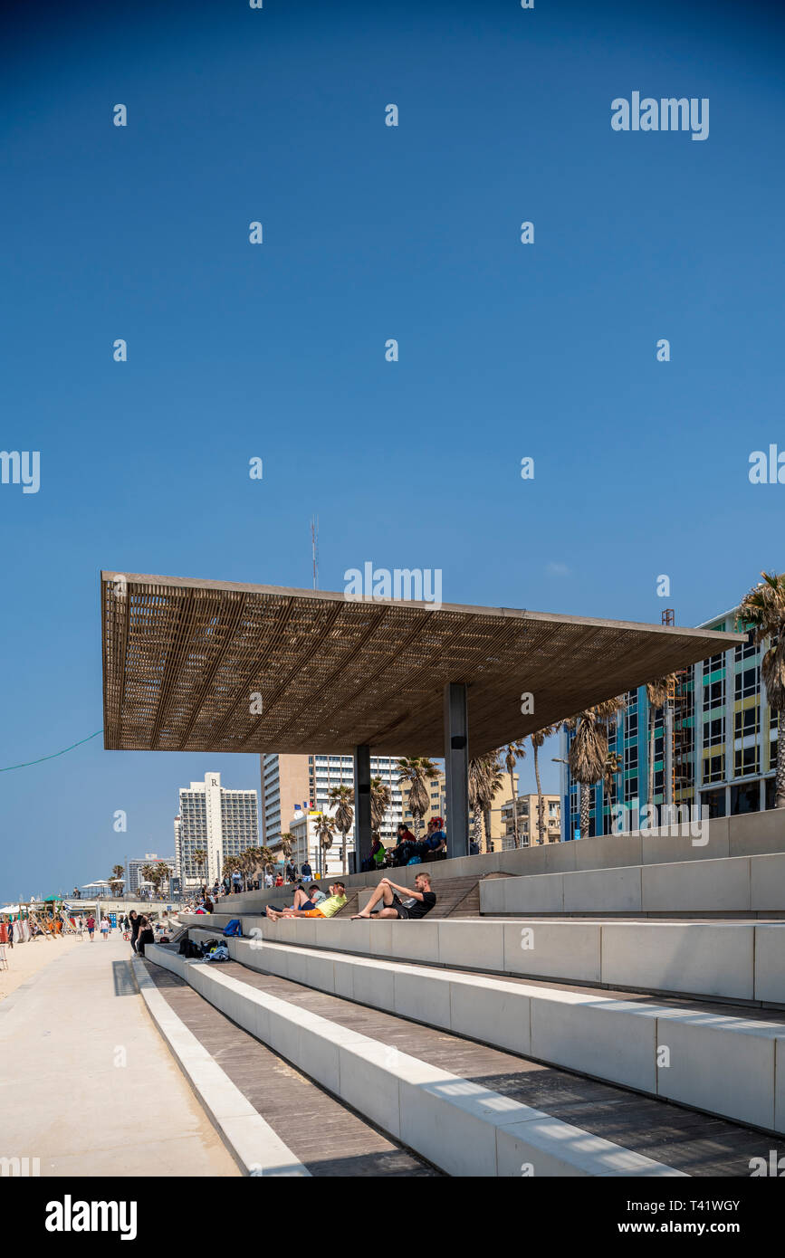 Israel, Tel Aviv-Yafo - 22 March 2019: The new Tayelet - Central Beach ...
