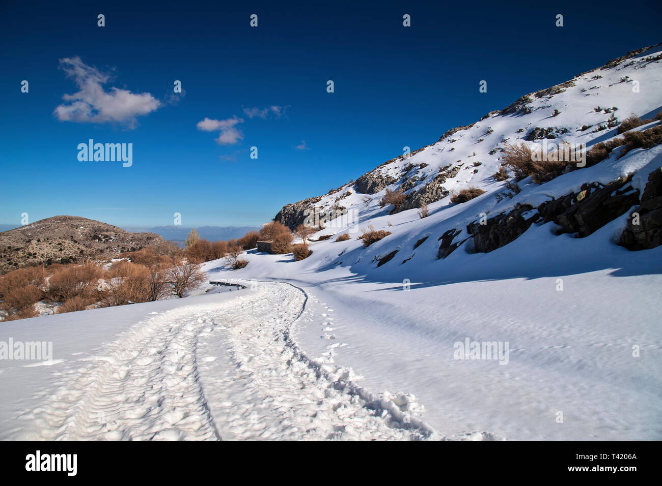 Anogeia village hi-res stock photography and images - Alamy
