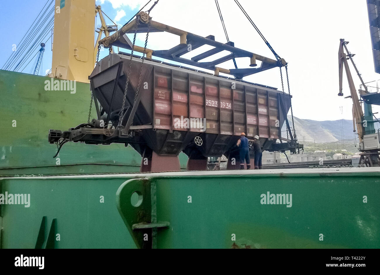 Filling freight car with grain hi-res stock photography and images - Alamy