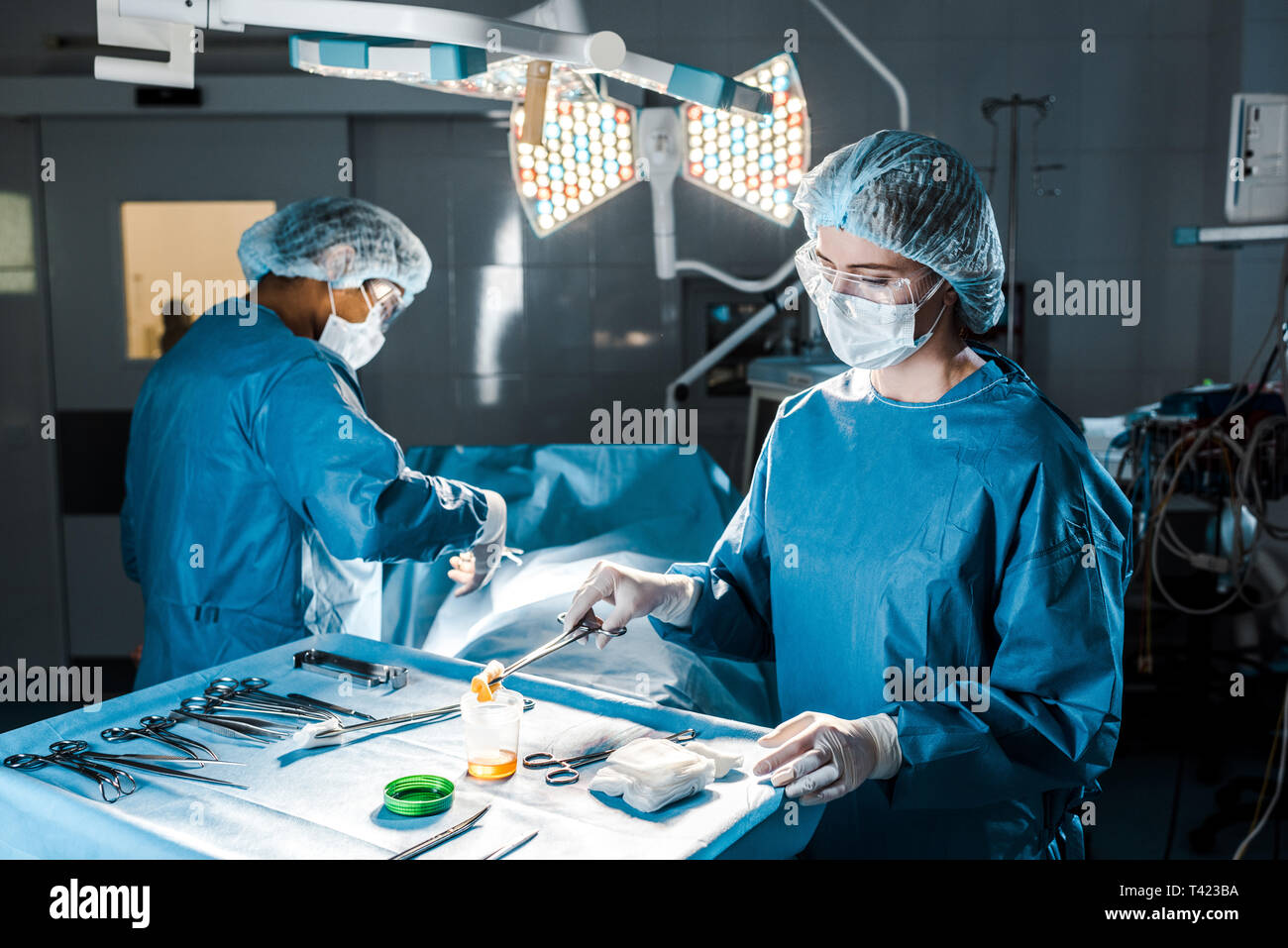 Doing tampon hi-res stock photography and images - Alamy