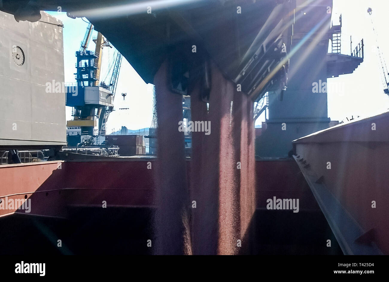 Filling freight car with grain hi-res stock photography and images - Alamy