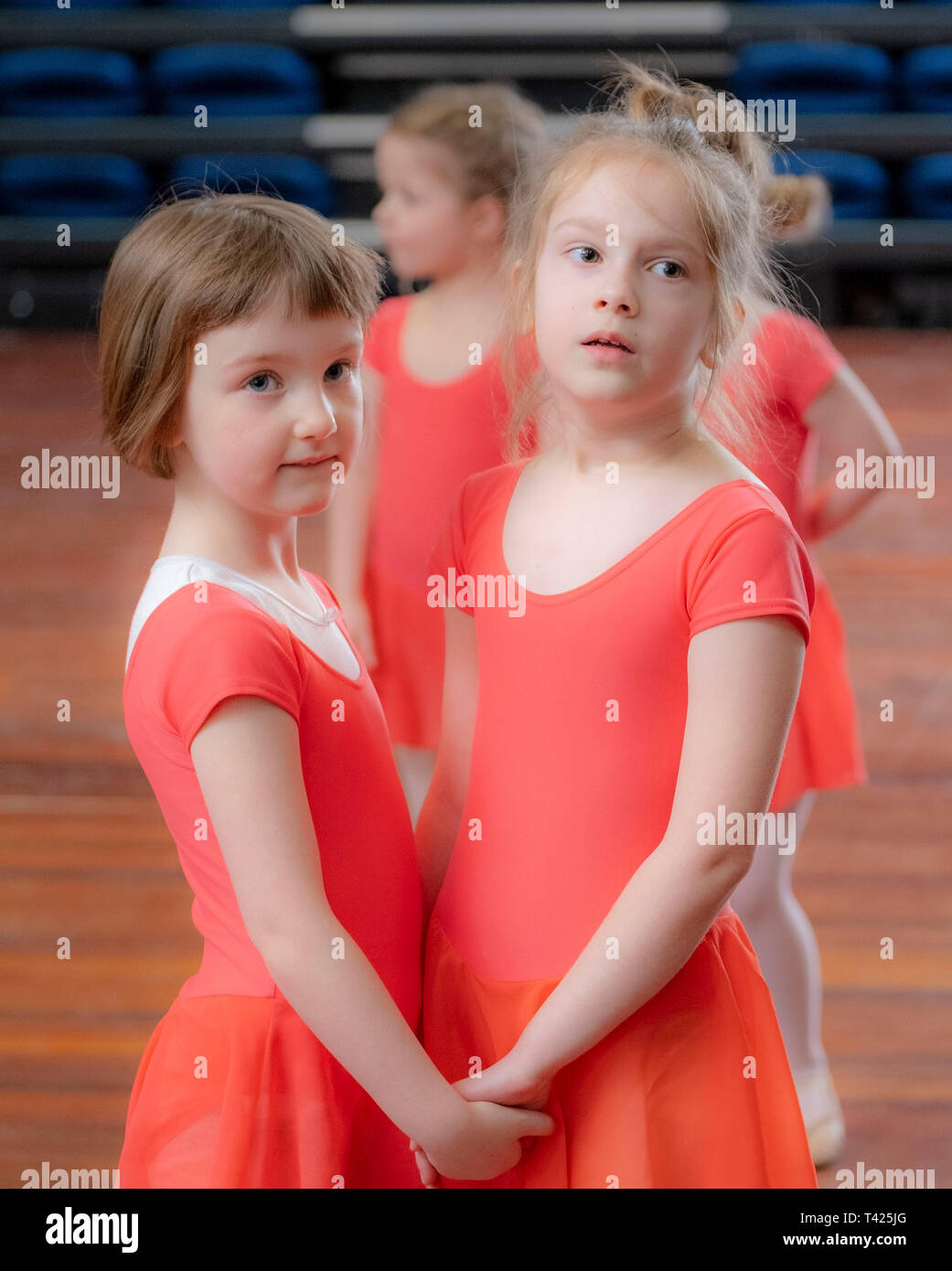 Young girls in dance class Stock Photo - Alamy