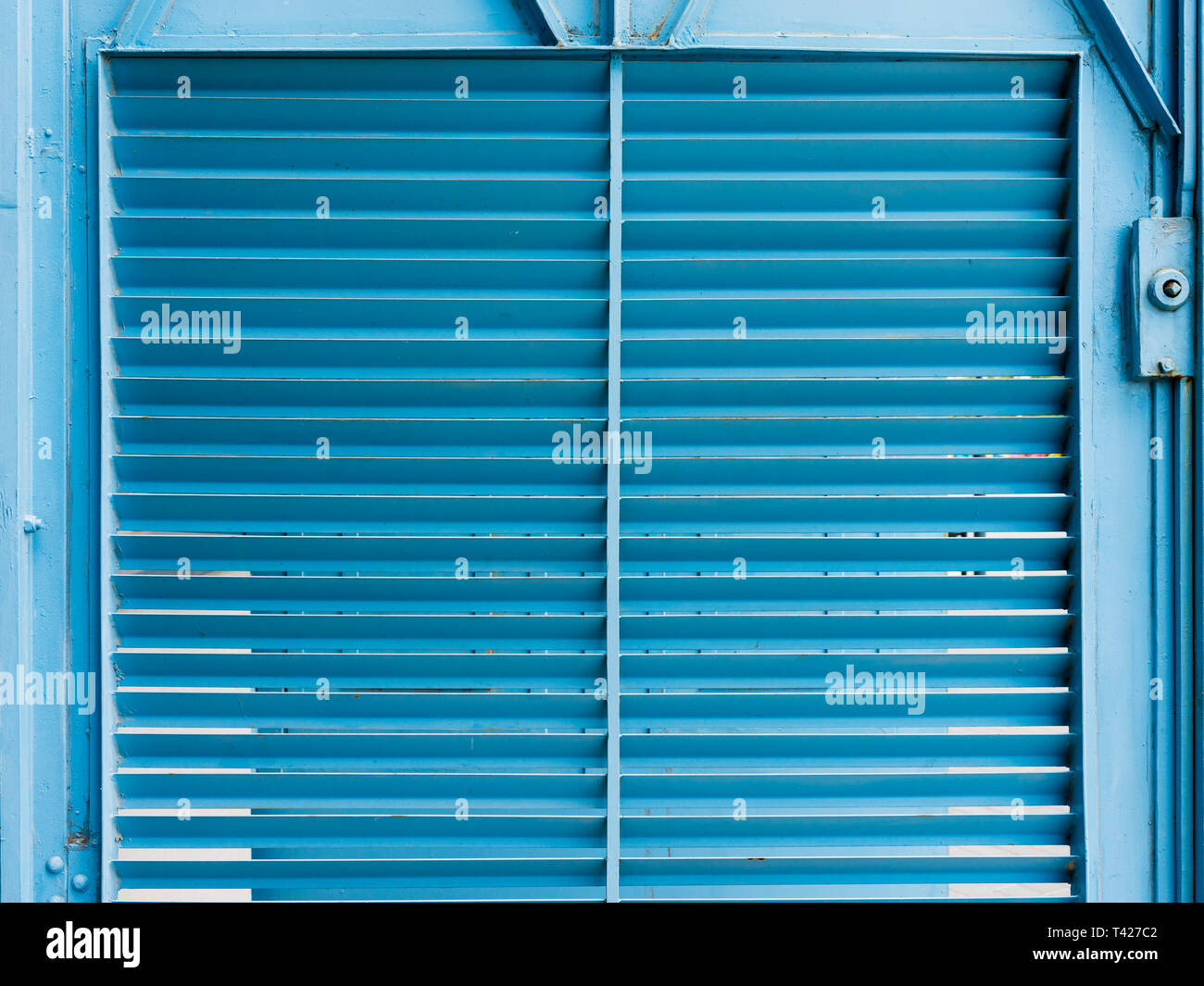 Steel cons hi-res stock photography and images - Alamy