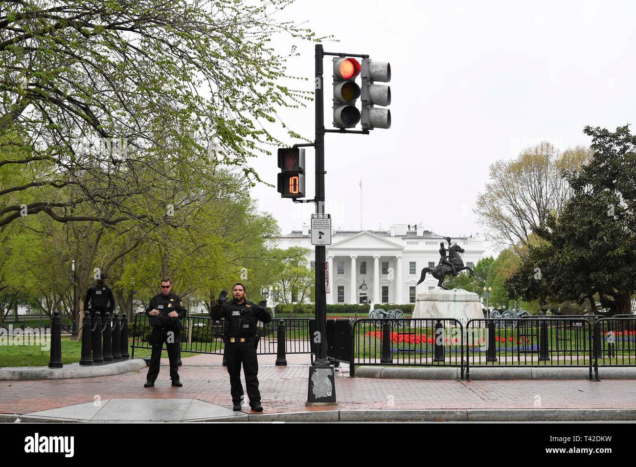 Fire at the white house hi-res stock photography and images - Alamy