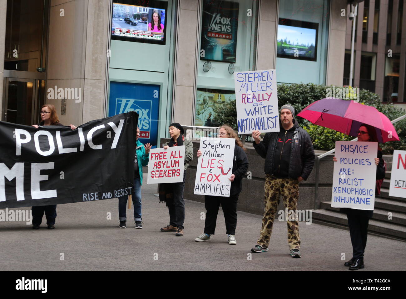 Anti immigration protest usa 2019 hi-res stock photography and images ...