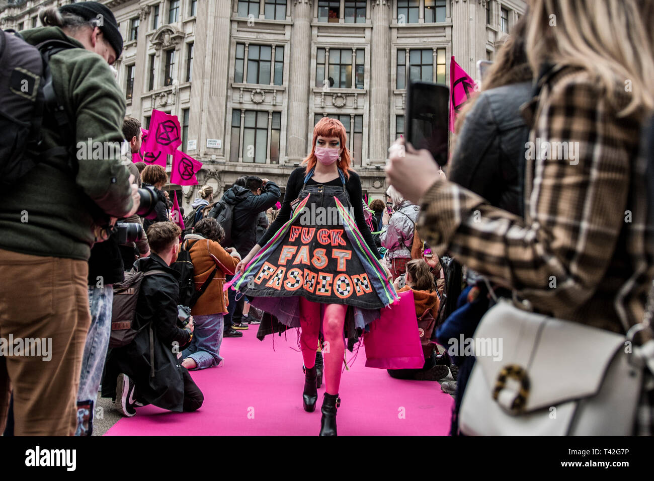 Extinction rebellion fashion hi-res stock photography and images - Alamy