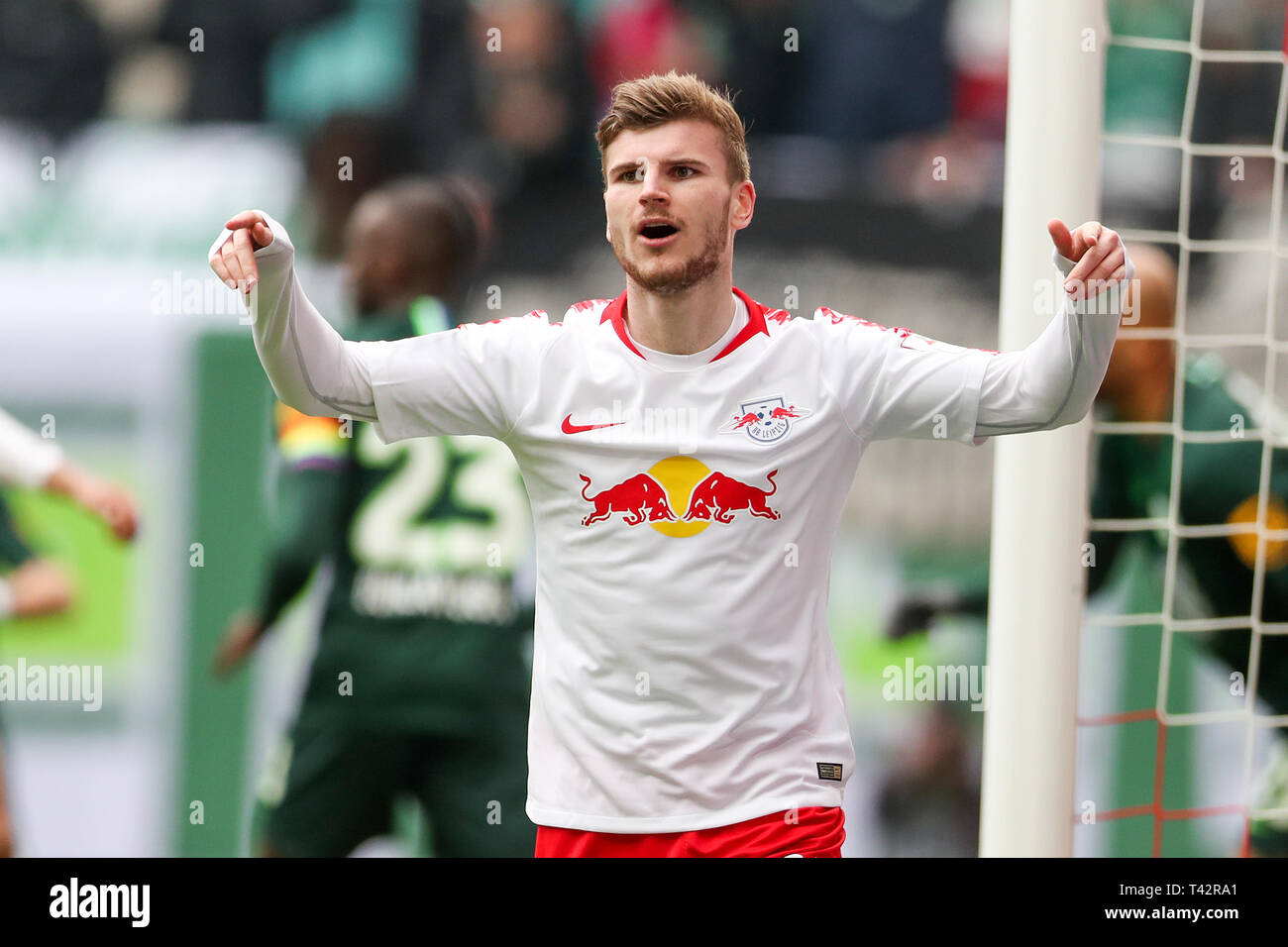 Leipzig, Germany. 13th Apr, 2019. Soccer: Bundesliga, 29th matchday, RB ...