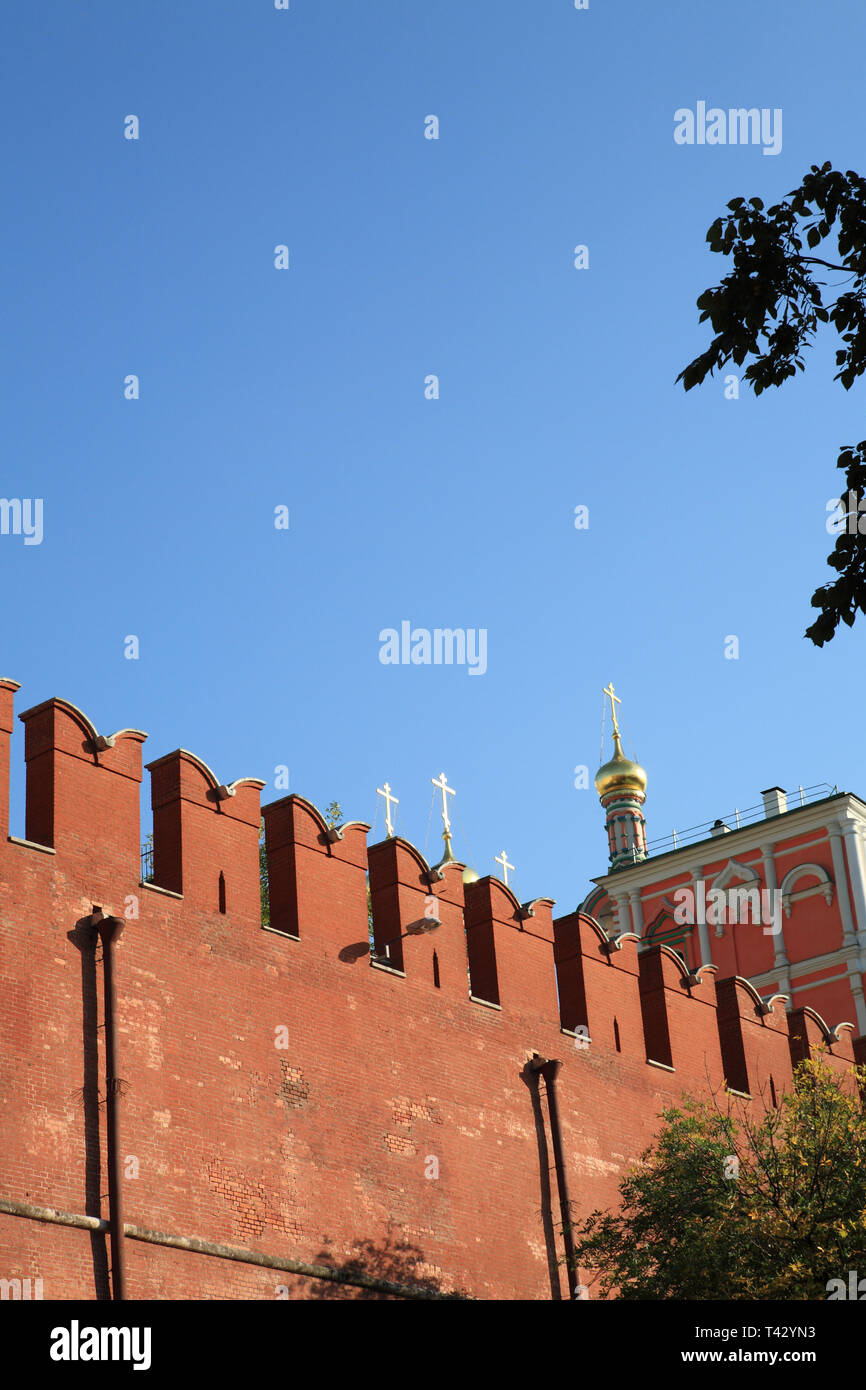 Kremlin wall on sky background Stock Photo - Alamy