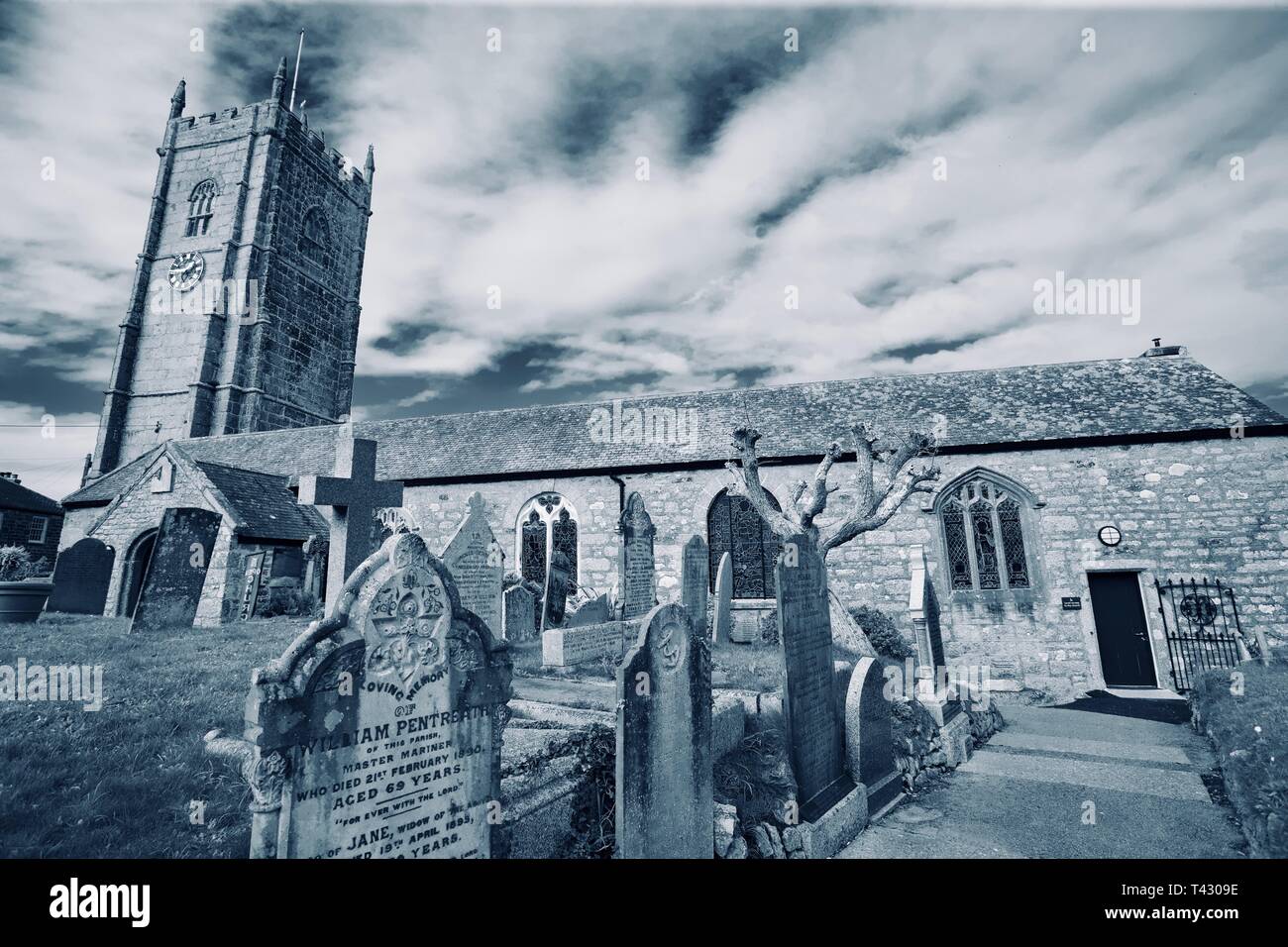 Black and white cornish gravestone hi-res stock photography and images ...