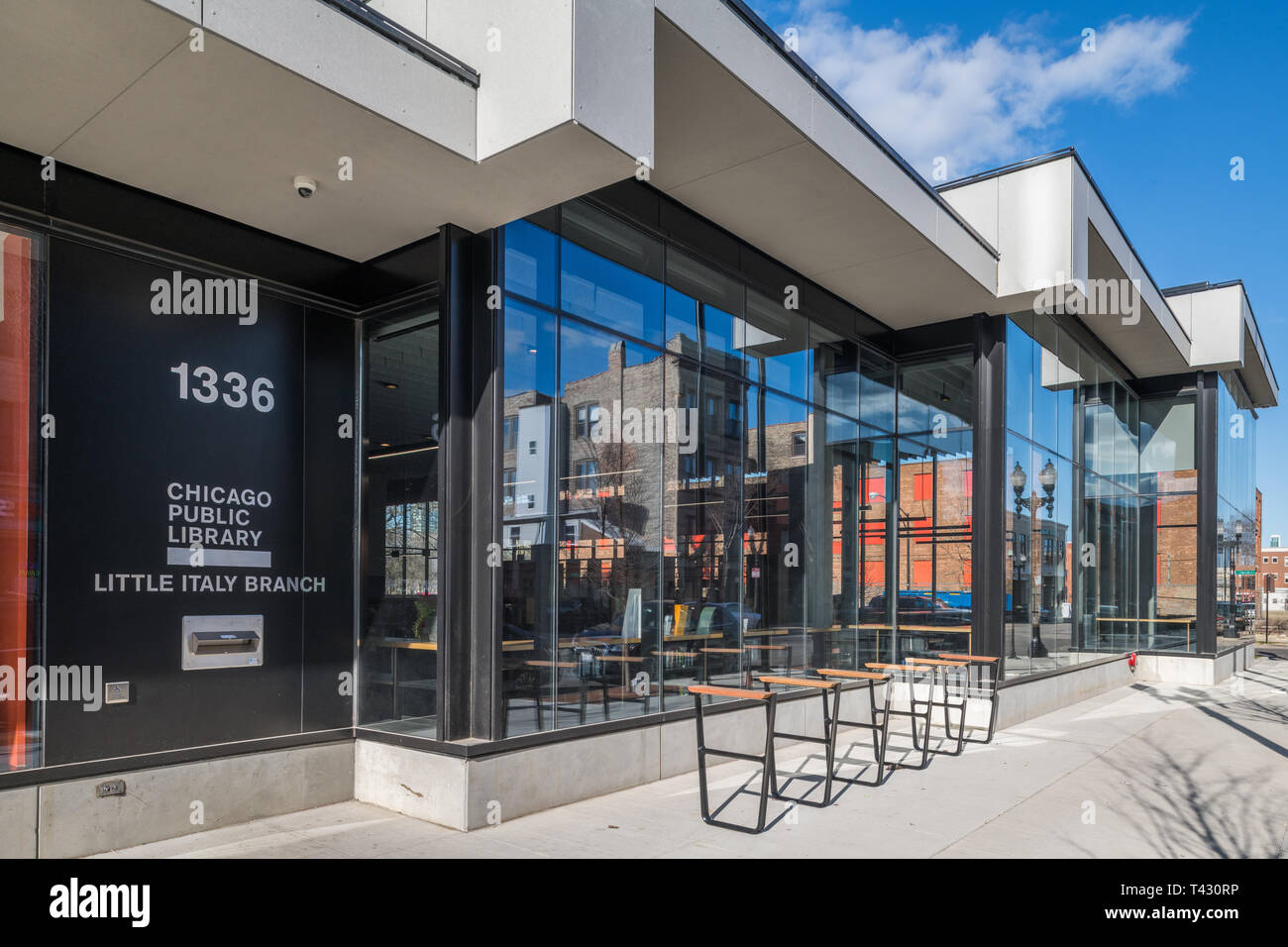 Chicago Public Library in the Little Italy neighborhood designed by ...