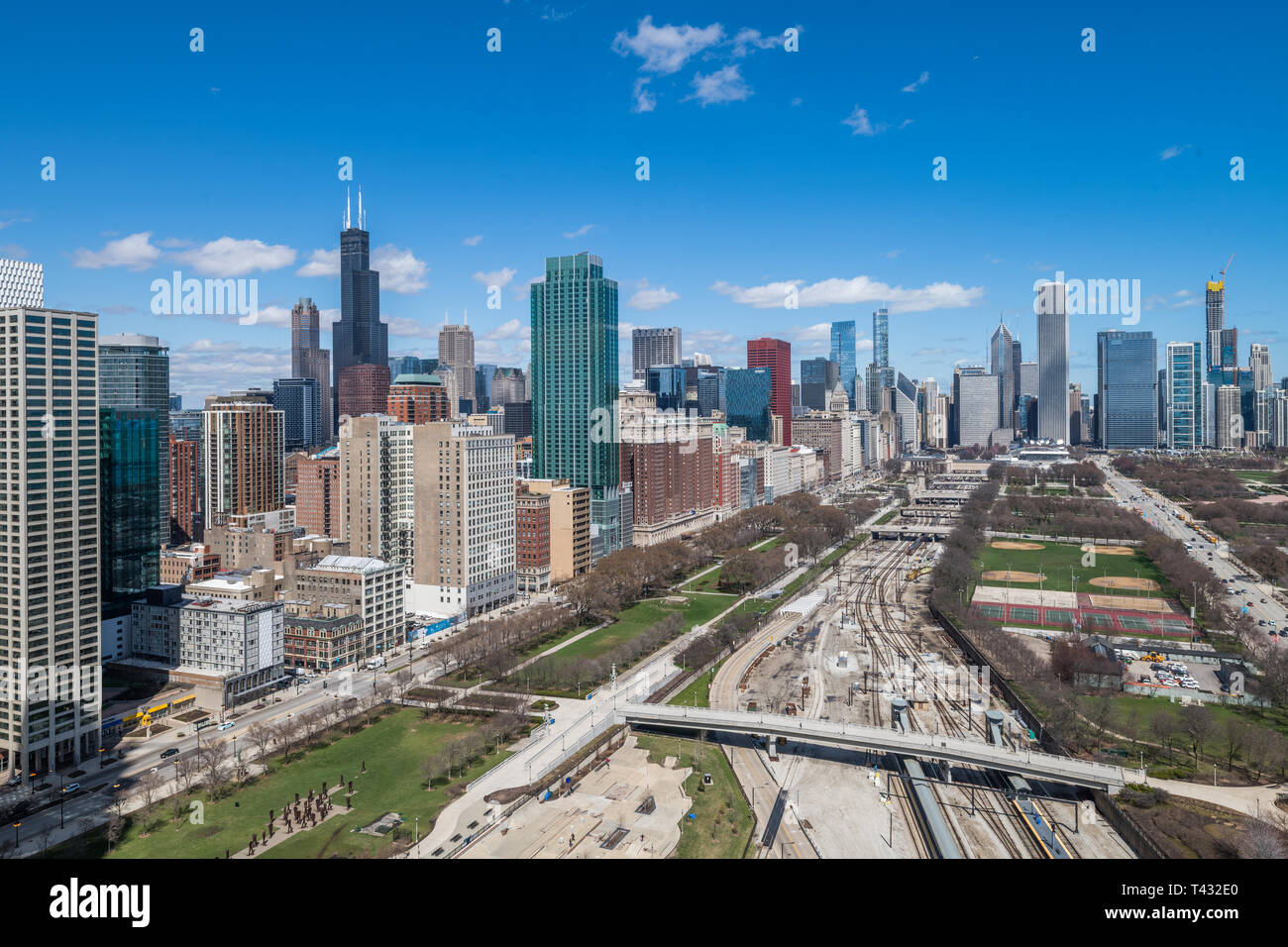 Scenic chicago hi-res stock photography and images - Alamy