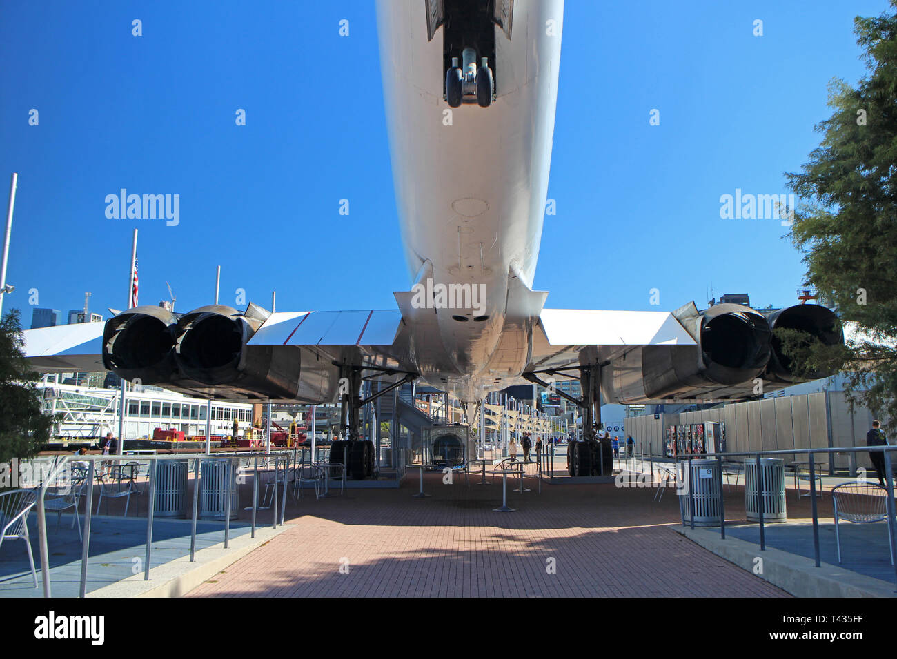 Intrepid museum concorde hi-res stock photography and images - Alamy