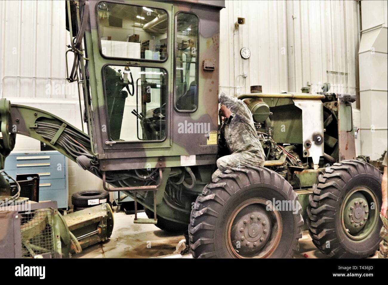 A student in the 91L10 Construction Equipment Maintenance Repairer ...