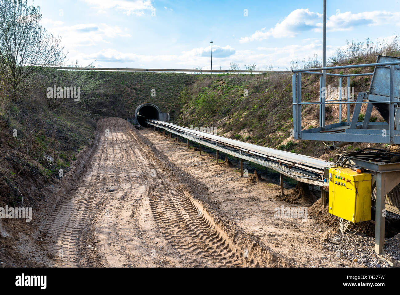 Steel conveyors hi-res stock photography and images - Alamy