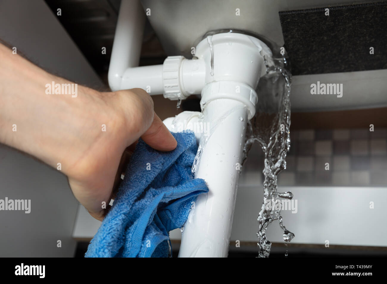 Pipeline leakage hi-res stock photography and images - Alamy