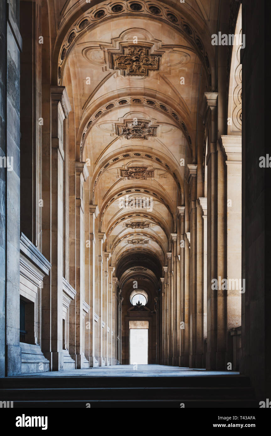 Louvre corridor hi-res stock photography and images - Alamy