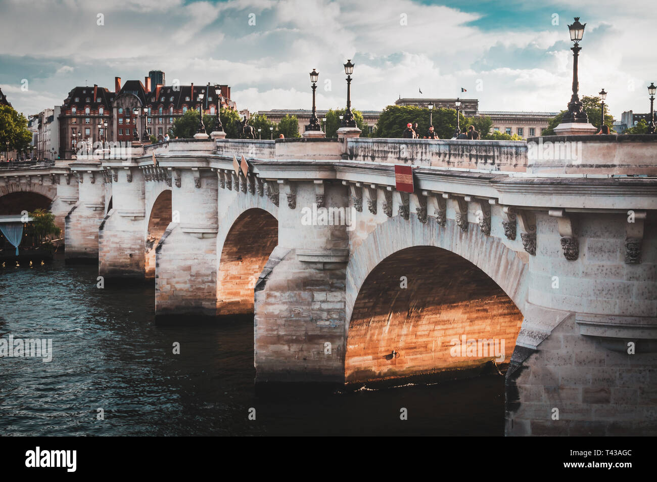 Paris detail icon construction hi-res stock photography and images - Alamy