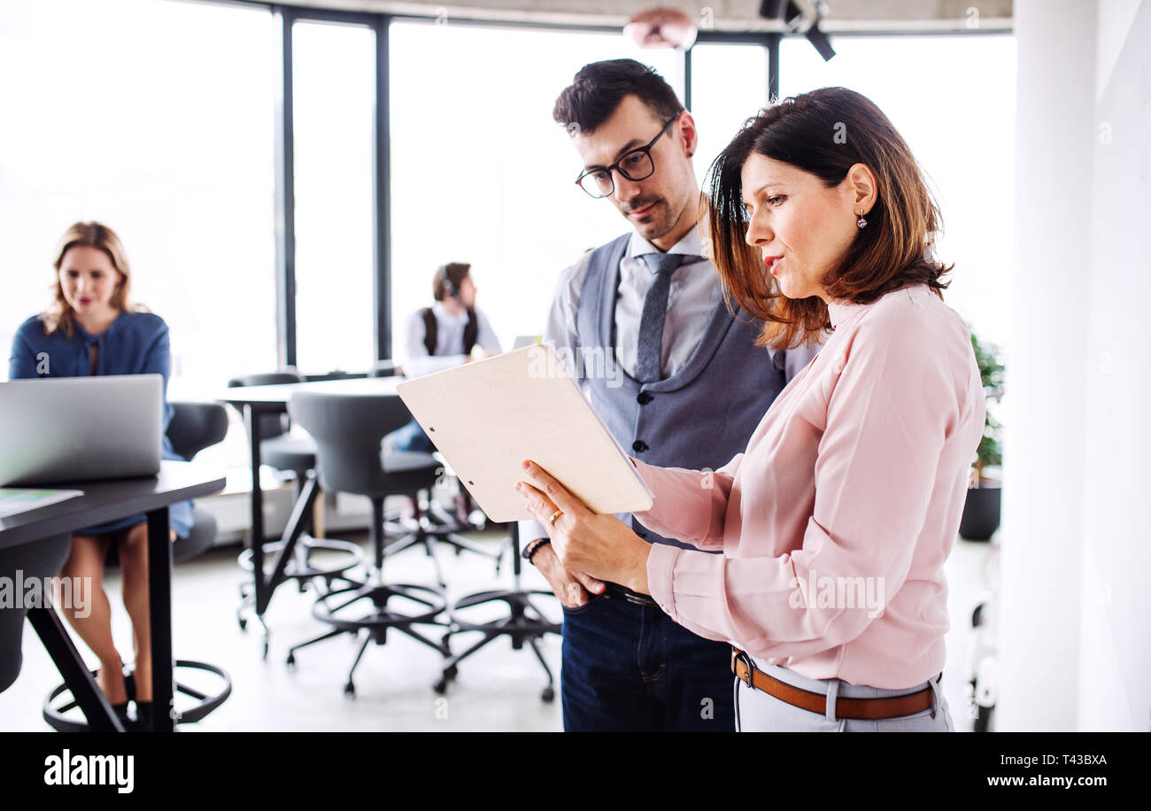 Portraits of working people hi-res stock photography and images - Alamy