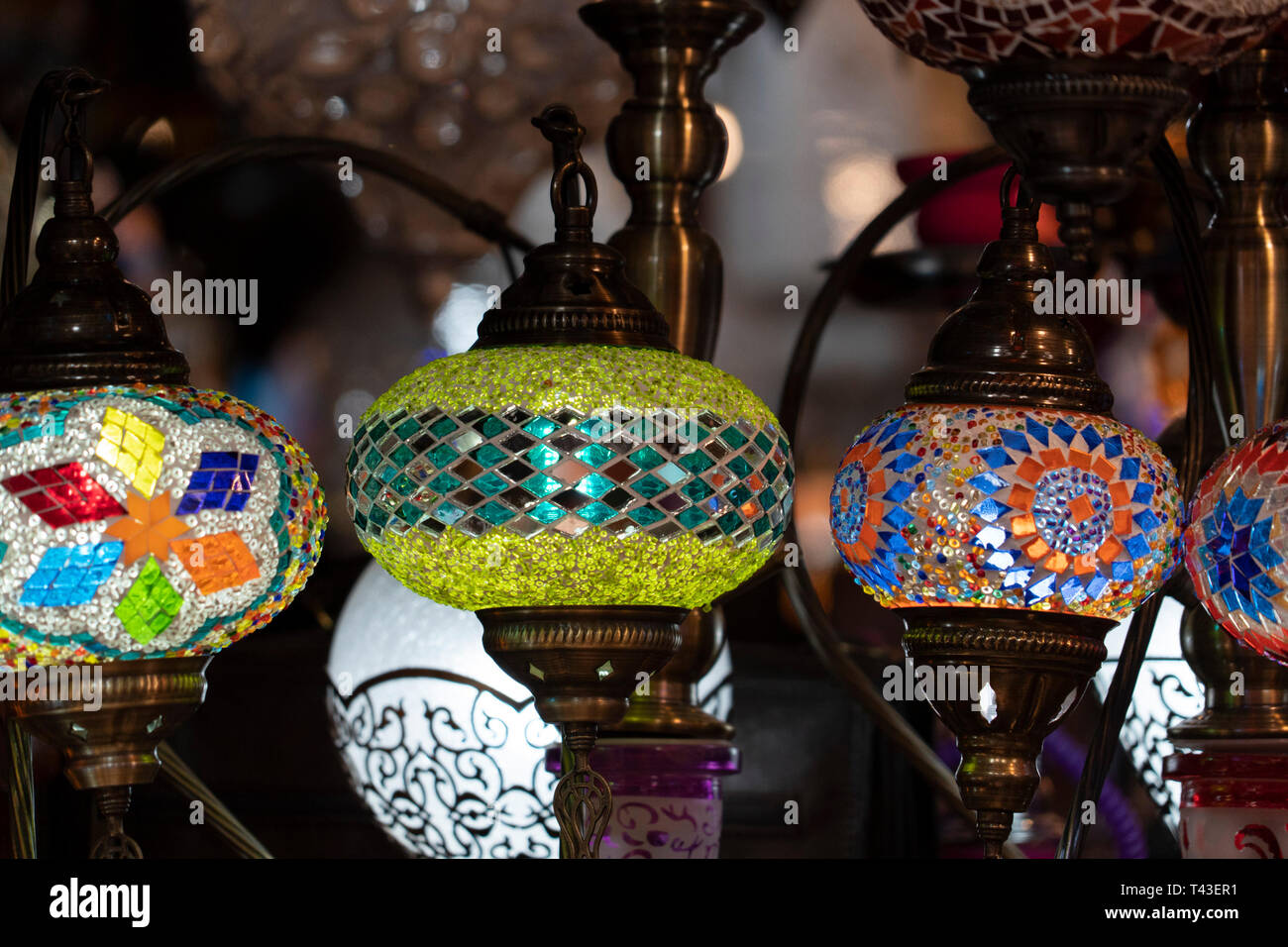 Arabic glass colorful lamp lantern detail Stock Photo - Alamy