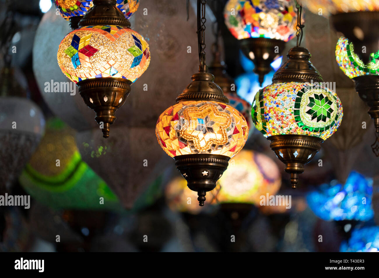 Arabic glass colorful lamp lantern detail Stock Photo - Alamy