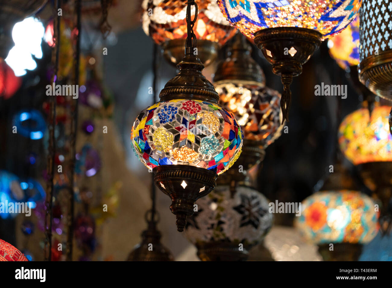 Colorful hanging lantern eid hi-res stock photography and images - Alamy