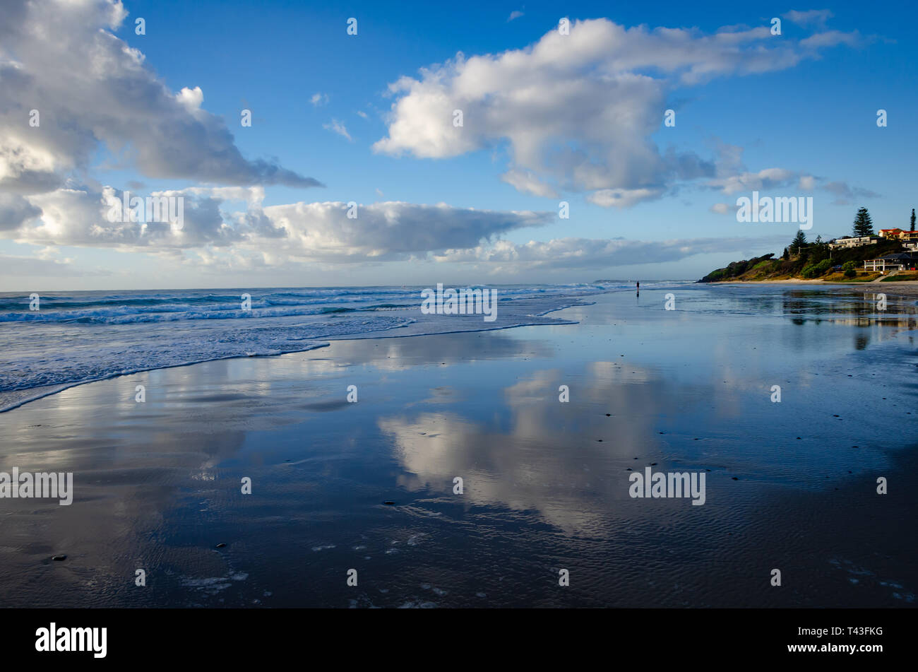 Ballina beach hi-res stock photography and images - Alamy