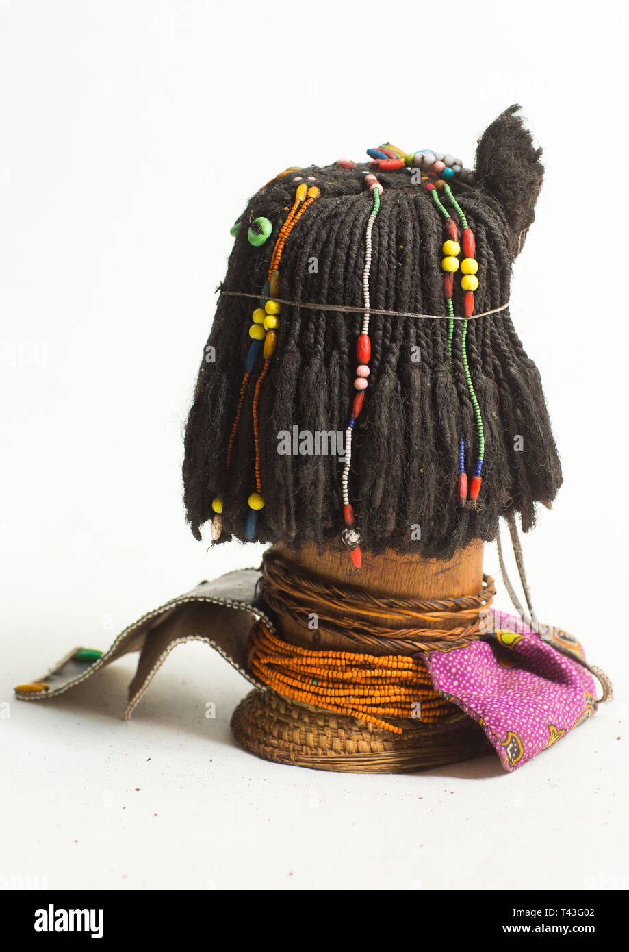 Tribal people of cunene hi-res stock photography and images - Alamy