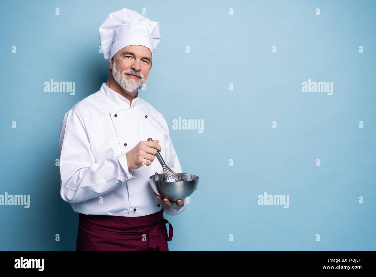 Portrait chef holding mixing bowl hi-res stock photography and images ...