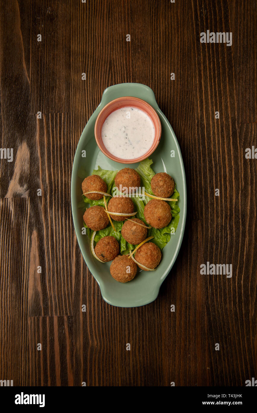 Falafel presentation hi-res stock photography and images - Alamy