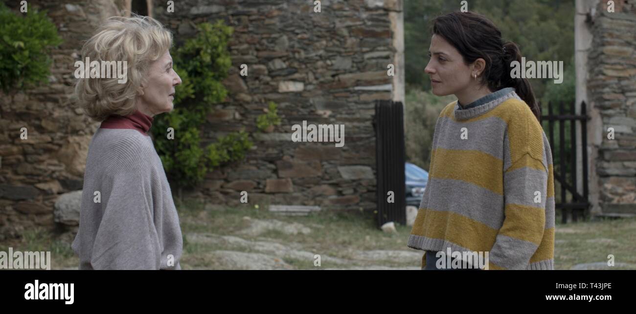 Marisa paredes hi-res stock photography and images - Alamy