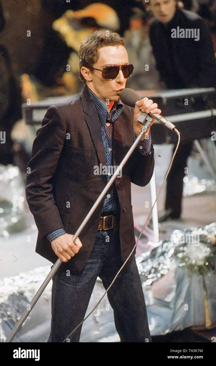 GRAHAM PARKER AND THE RUMOUR UK rock group about 1978 Stock Photo - Alamy