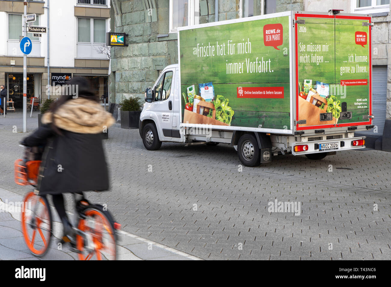 REWE delivery service, delivery truck of food chain REWE, brings food ...