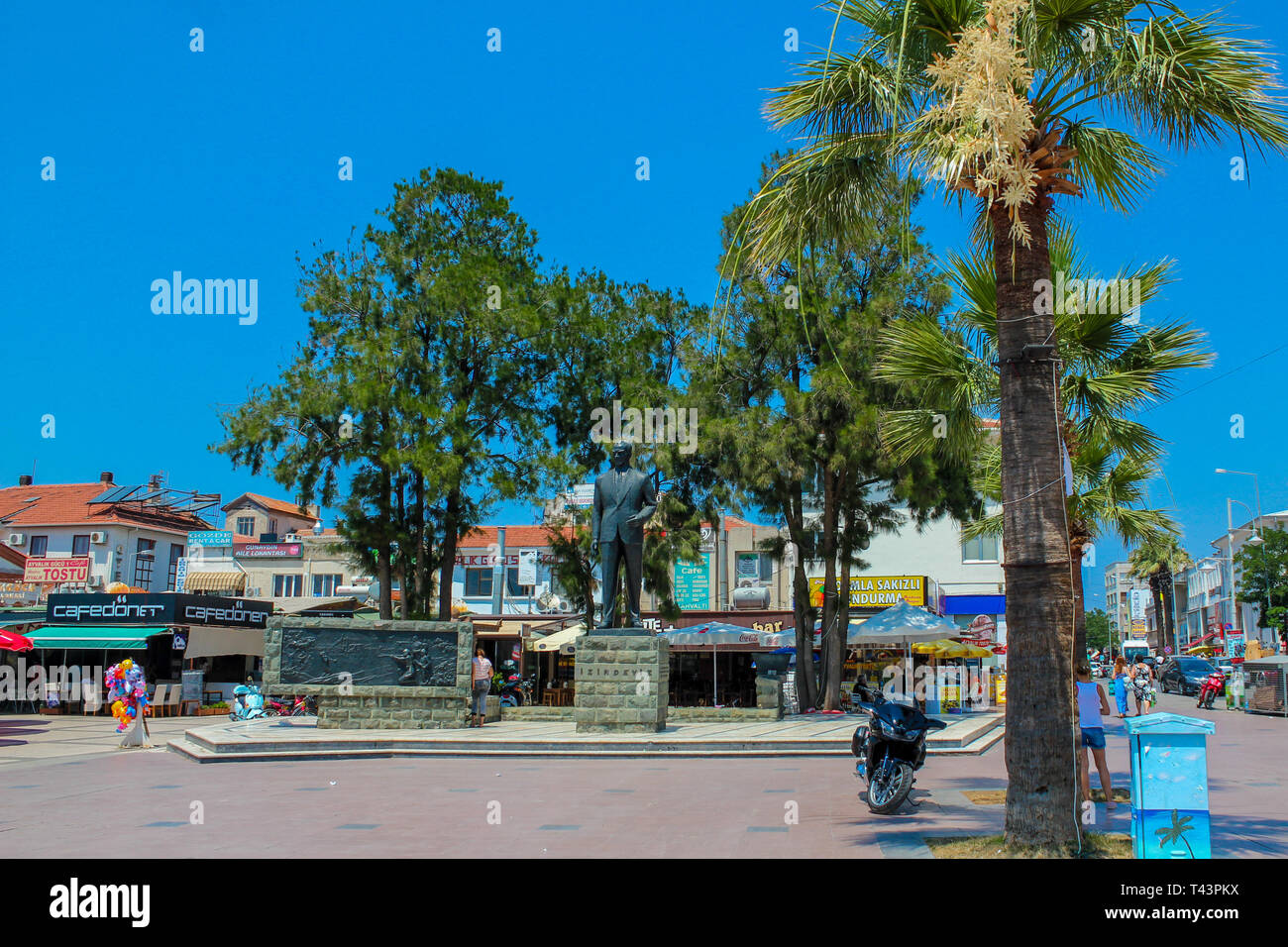 Balikesir city center hi-res stock photography and images - Alamy