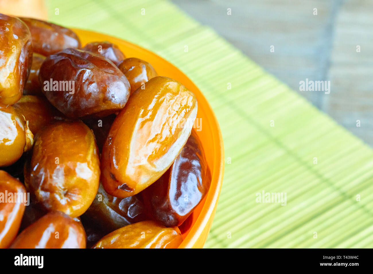 Algerian fruit hi-res stock photography and images - Alamy