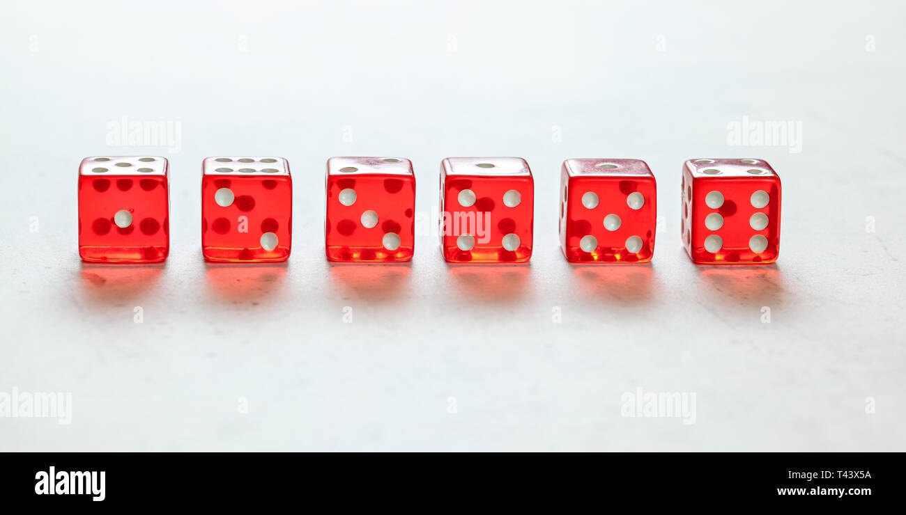 White dice showing number one hi-res stock photography and images - Alamy
