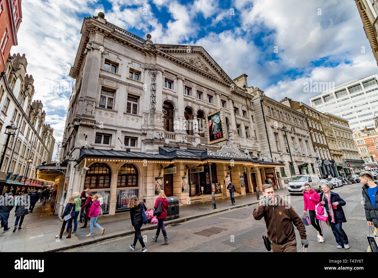Albery theatre london hi-res stock photography and images - Alamy